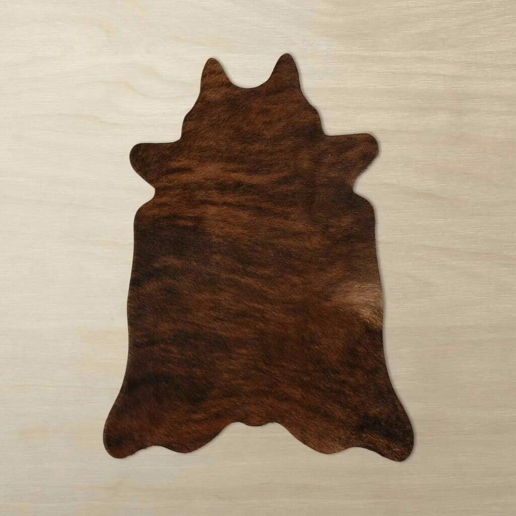 Small Cowhide Rug Throw Brown 100 X 78 Cm - Bagé Home